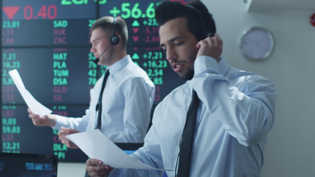Types Of Stock Brokers You Need To Know About - Future Blogs